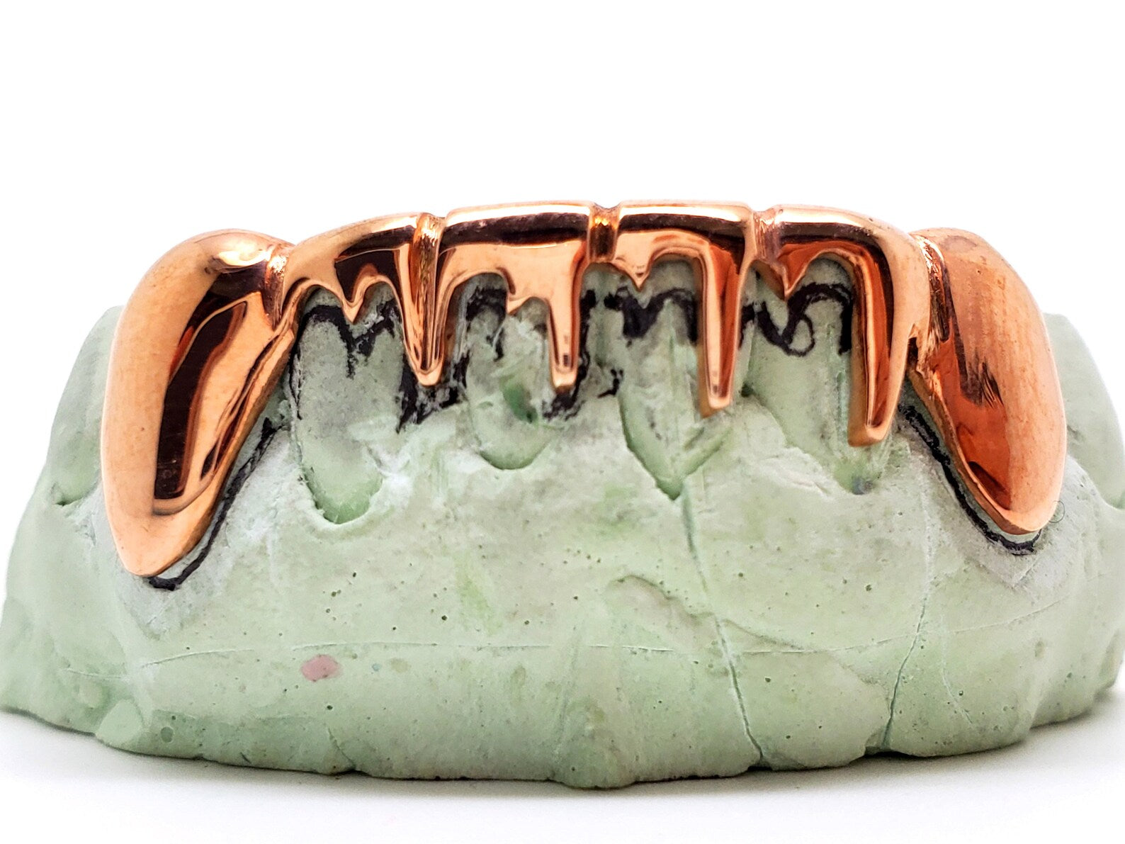 Buy Teeth Jewelry in India, Best Custom Grillz in India By Hiflyer